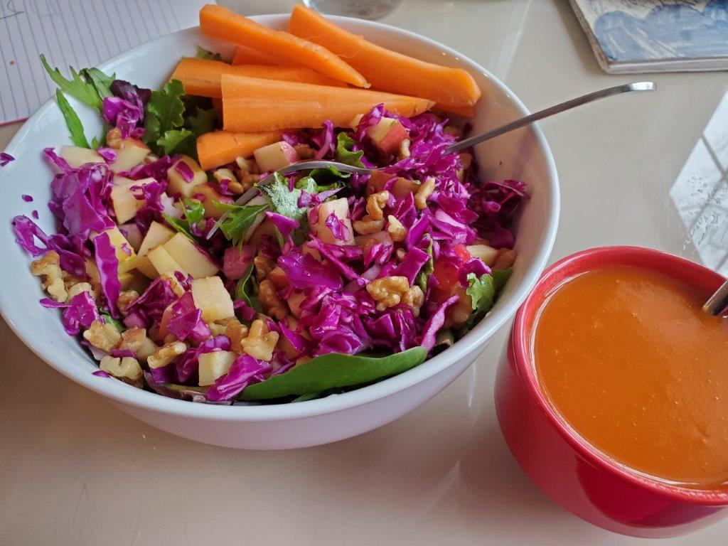 6 Salad Bar Ideas for the Whole Family (Healthy, Fun, Stay-at-Home ...